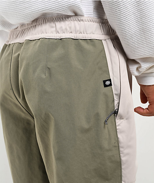 686 x Welcome Ghost Limestone 10K Snowboard Pants | Zumiez