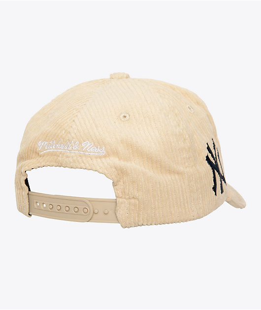 Mitchell & Ness NY Yankees Deadstock Cream Corduroy Snapback Hat | Zumiez
