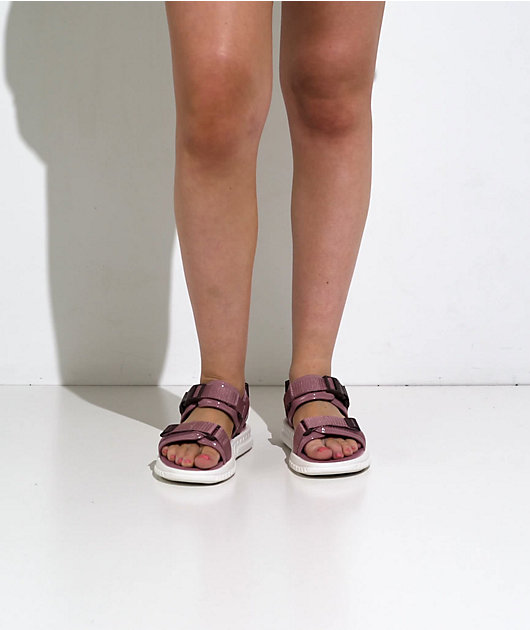 New Balance 600 Puffy Rosewood & Sea Salt Sandals | Zumiez