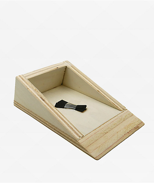 Slushcult x Blackriver Pocket Kicker Fingerboard Ramp | Zumiez