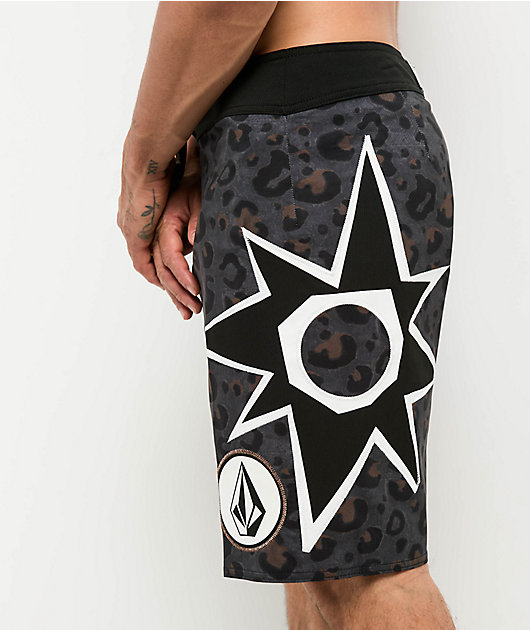 Volcom St4r G4zer Asphalt Black Board Shorts | Zumiez