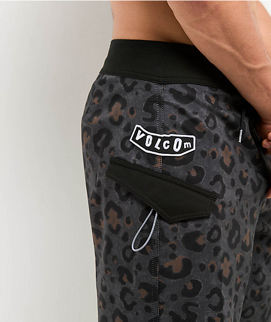 Volcom St4r G4zer Asphalt Black Board Shorts | Zumiez