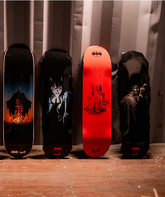 Welcome x Batman Knockout 8.25" Skateboard Deck | Zumiez